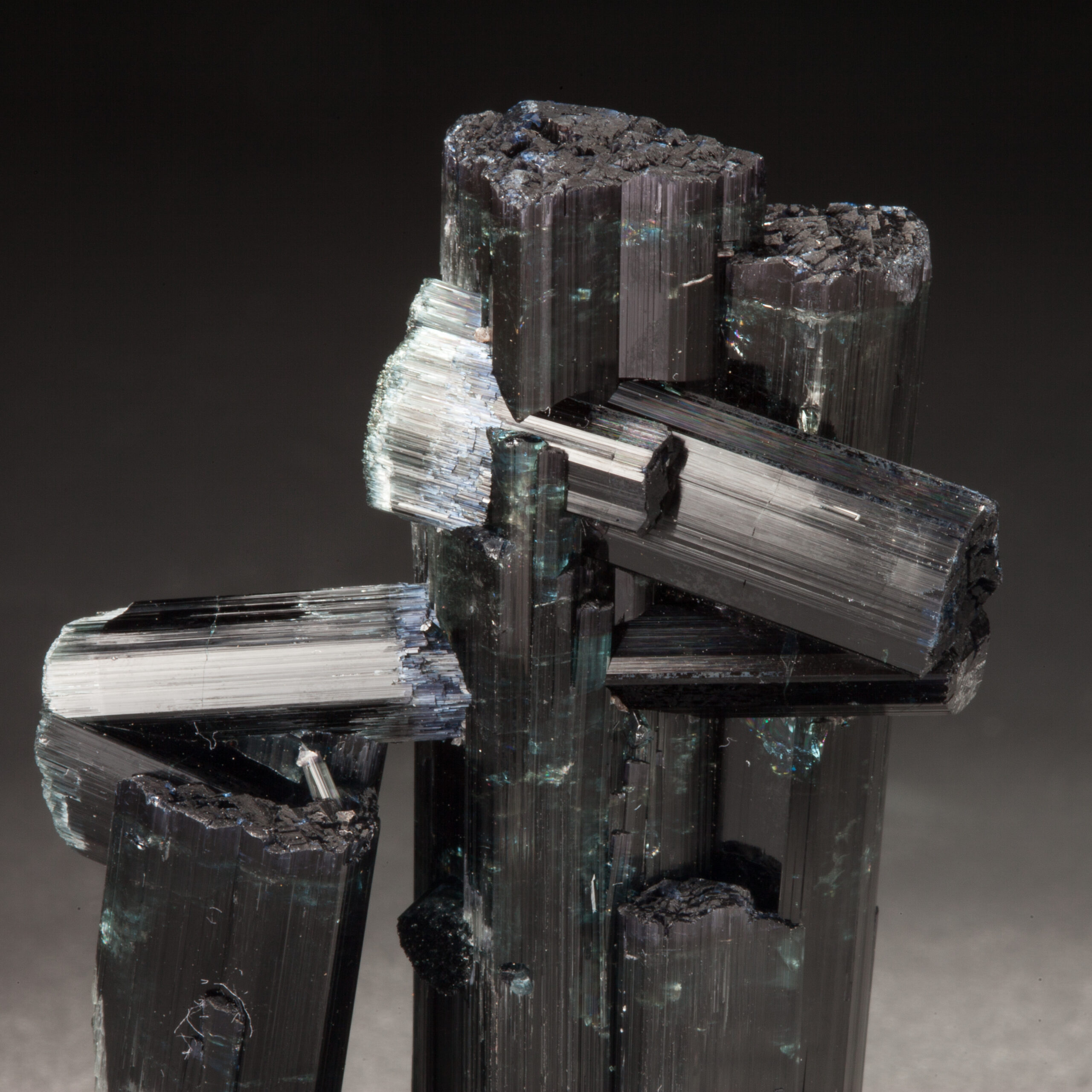 ELBAÍTA, Variedade: INDICOLITA – MM Gerdau Tainacan