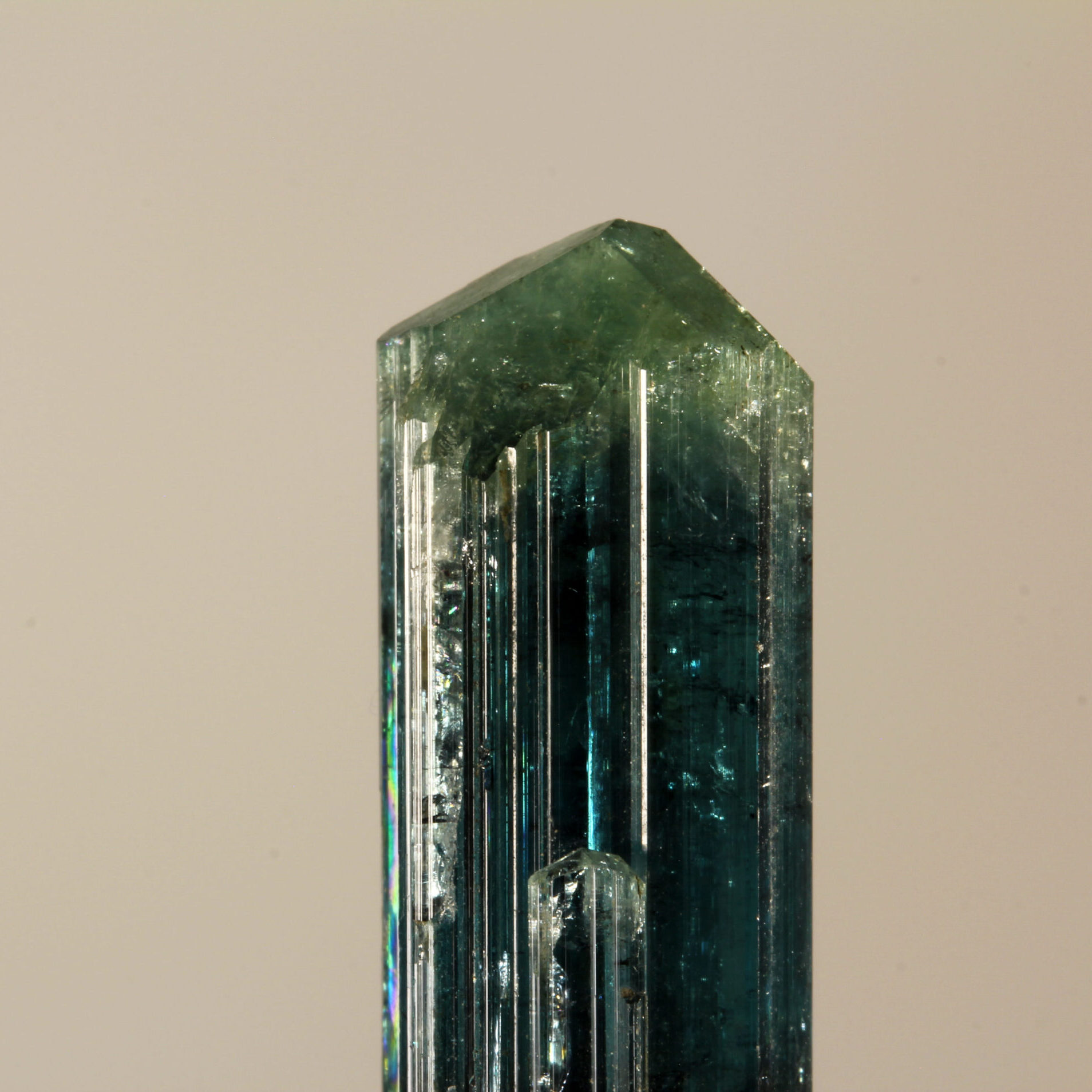 ELBAÍTA, Variedade: INDICOLITA – MM Gerdau Tainacan